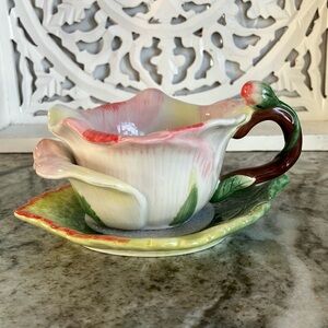 corner Ruby - Poshmark